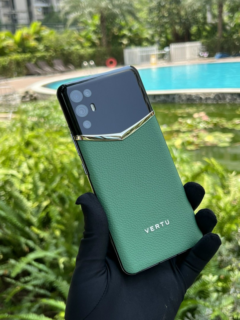 Điện Thoại iVertu 5G Da Bê Màu Xanh Hoàng Gia - Vertu